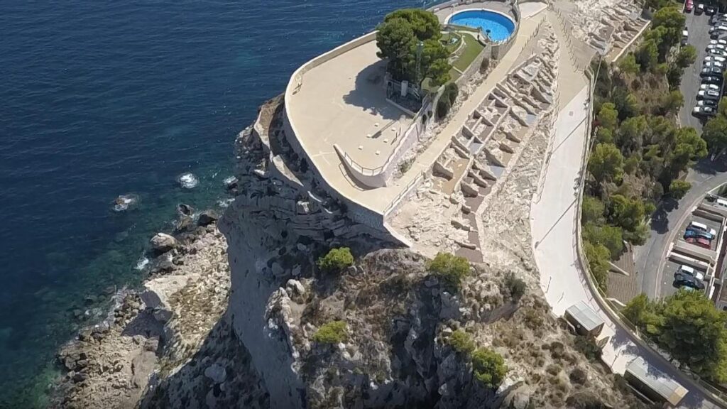 Descubre el impresionante Castellum del Tossal de la Cala en Benidorm ...