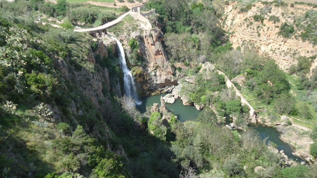 Explora El Saltico en Chella, Valencia: Un rincón encantador lleno de ...