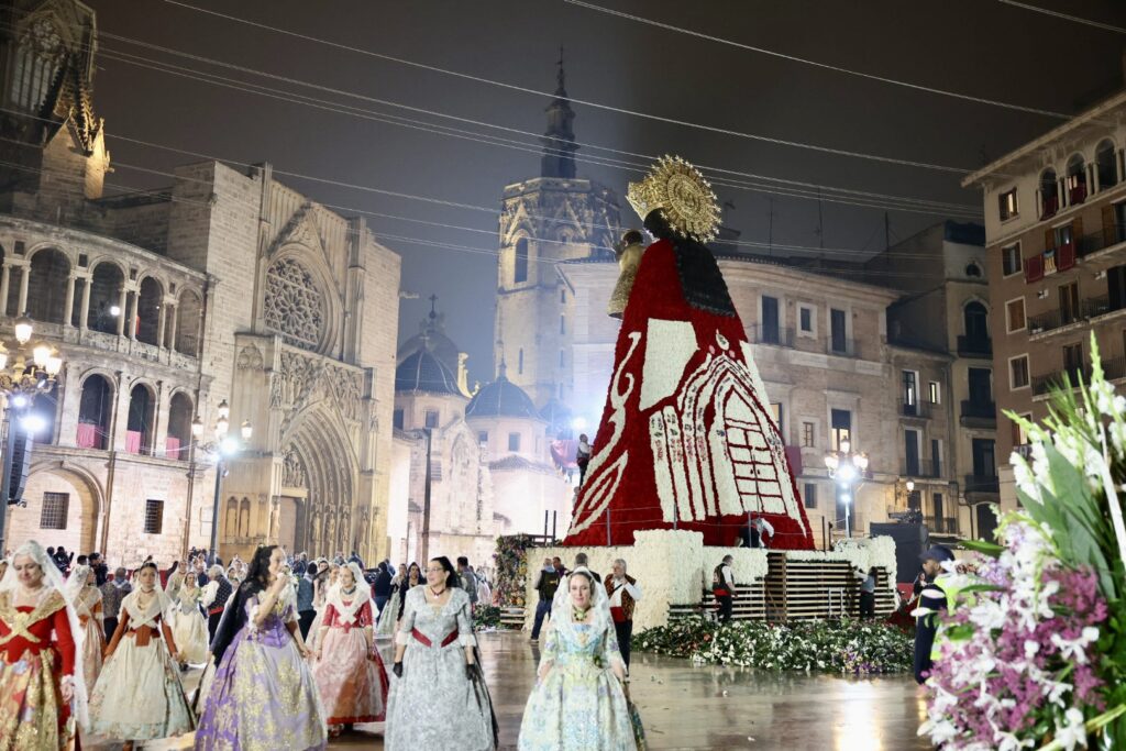 Valencia Fallas 2025 Flower Offering: Program and Details - Experiences ...